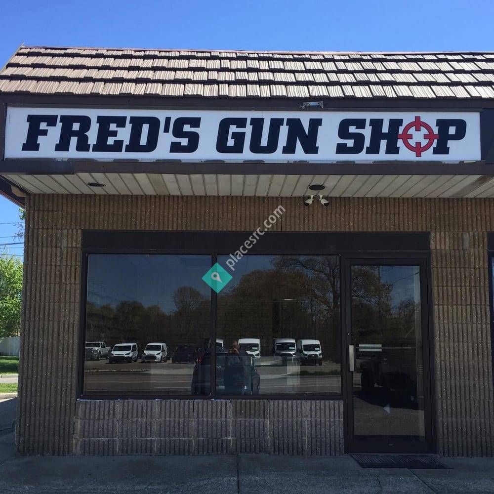Fred's Gun Shop - Port Jefferson Station